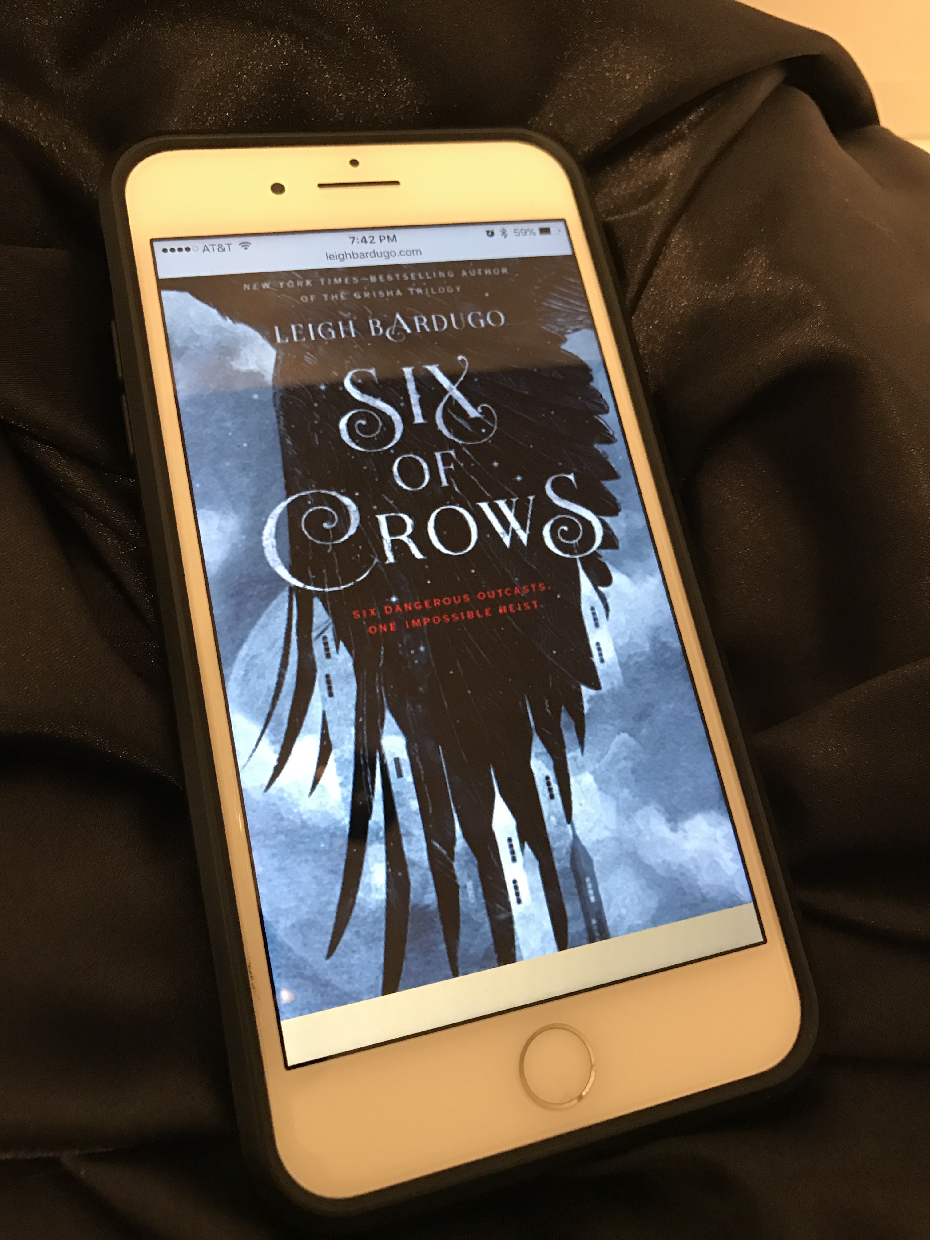 Six of Crows Review – Quill and Books